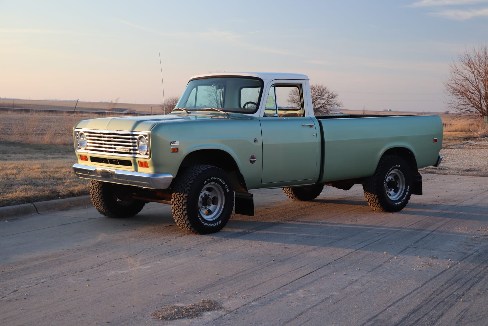 1974 International 200 Pickup at Gone Farmin' Spring Classic 2022 as K7 ...