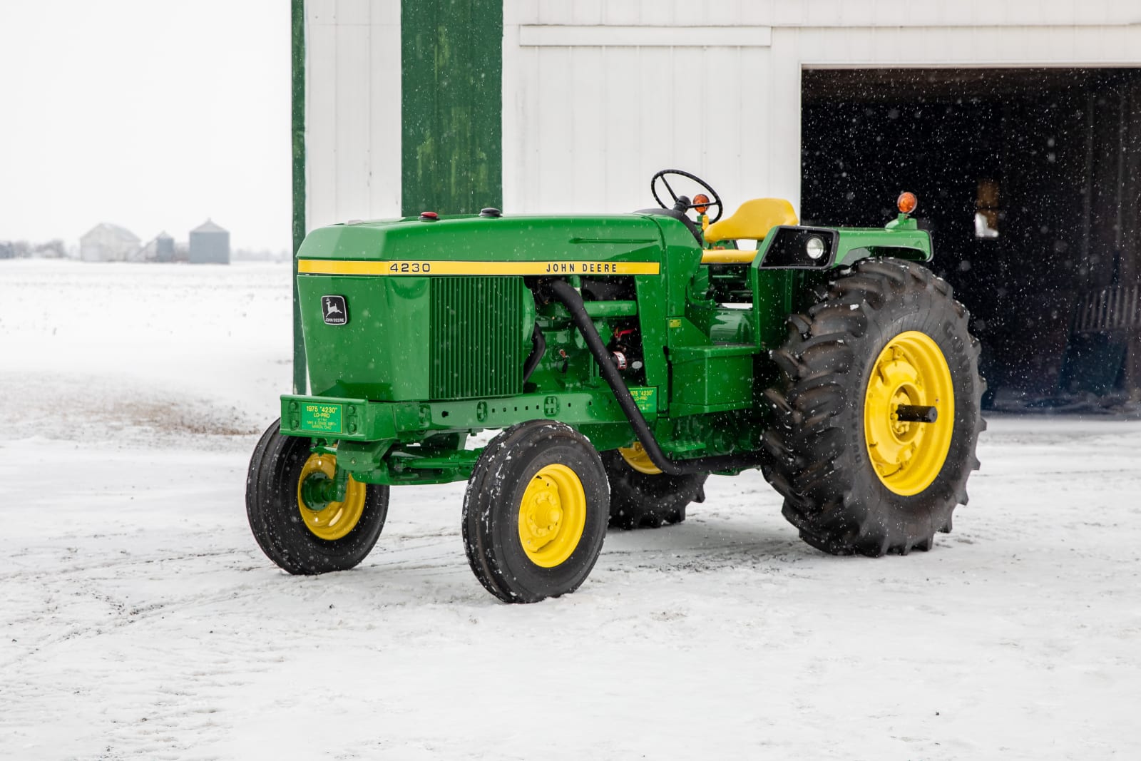 1975 John Deere 4230 at Gone Farmin' Spring Classic 2022 as F73 - Mecum ...