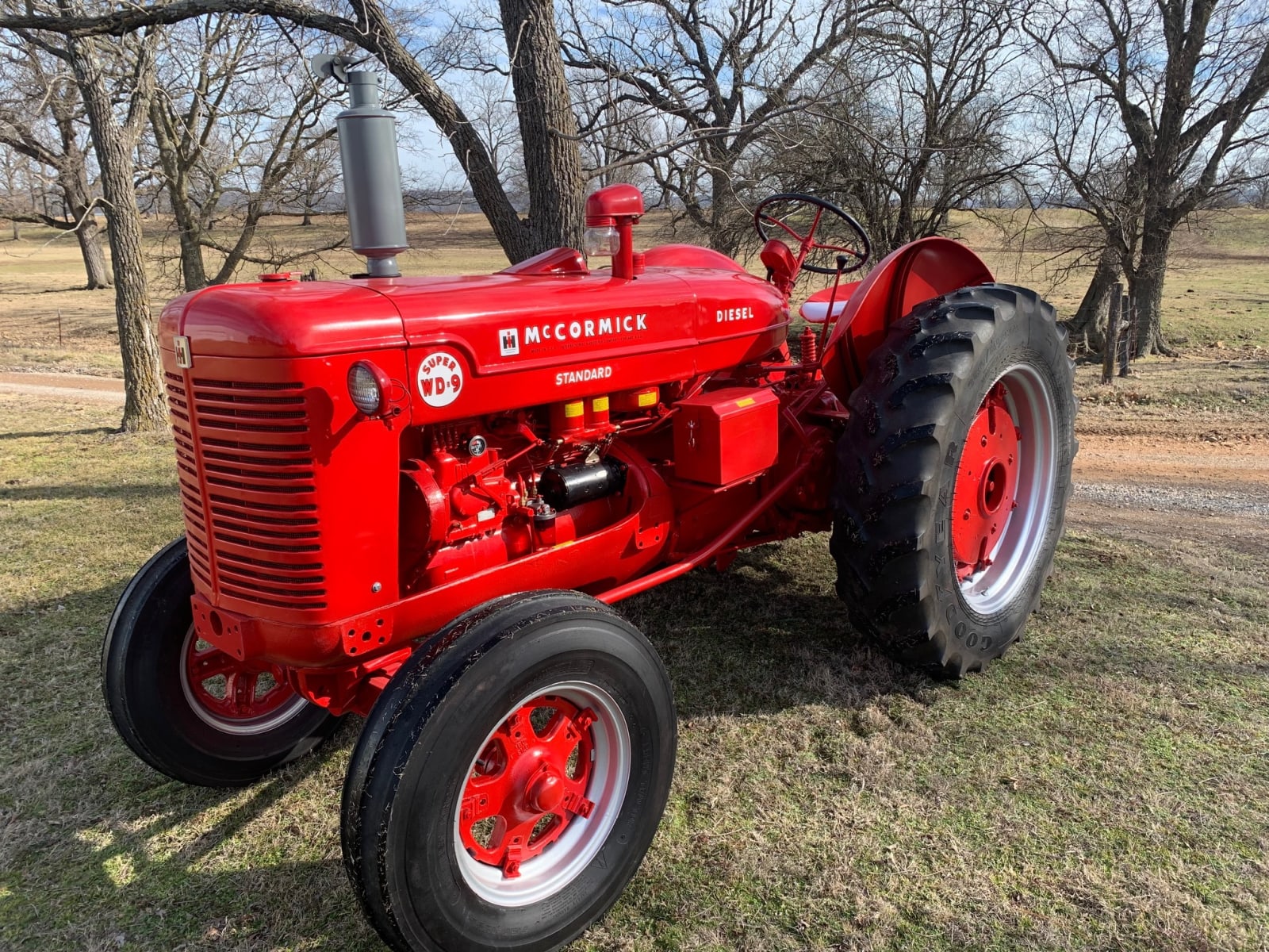 1954 International Super WD9 at Gone Farmin' Spring Classic 2022 as S85 ...