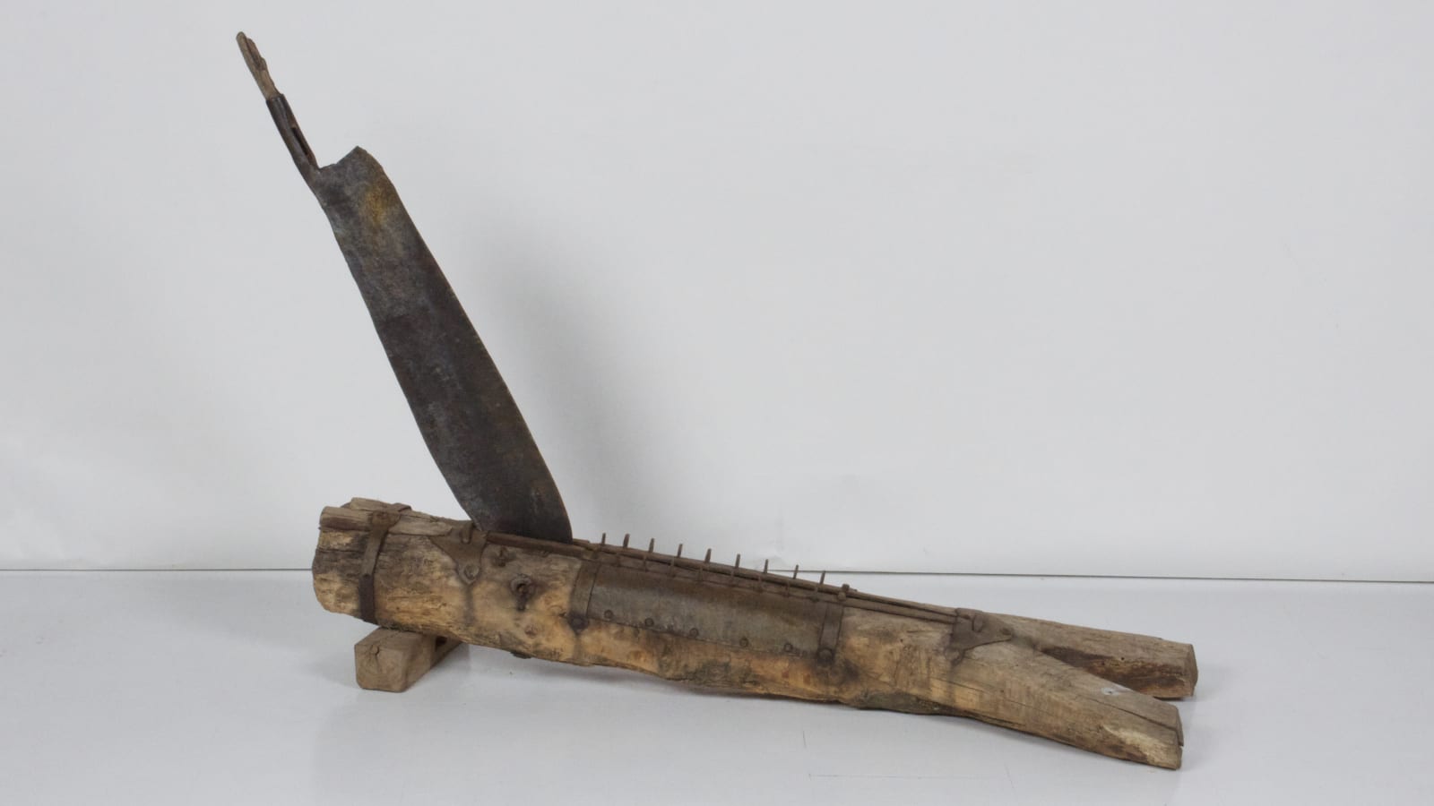 Primitive Cutter 58x12x19 at Gone Farmin' Walworth 2014 as M28 - Mecum ...