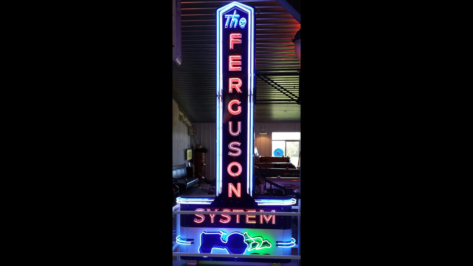 Ferguson System DSPN 15 Feet Tall at Gone Farmin' Iowa 2014 as M59 ... Ferguson System DSPN 15 Feet Tall at Gone Farmin' Iowa 2014 as M59 ...