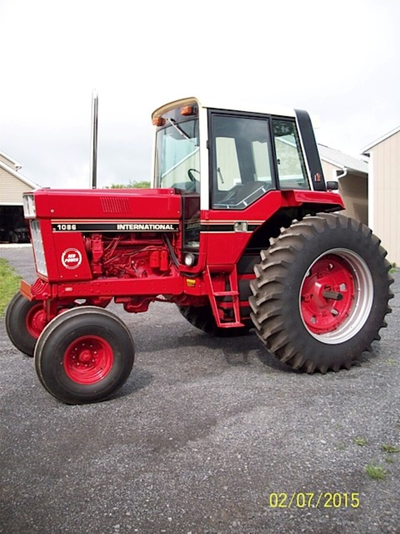 1981 International 1086 at Gone Farmin' Harrisburg 2015 as G48 - Mecum ...