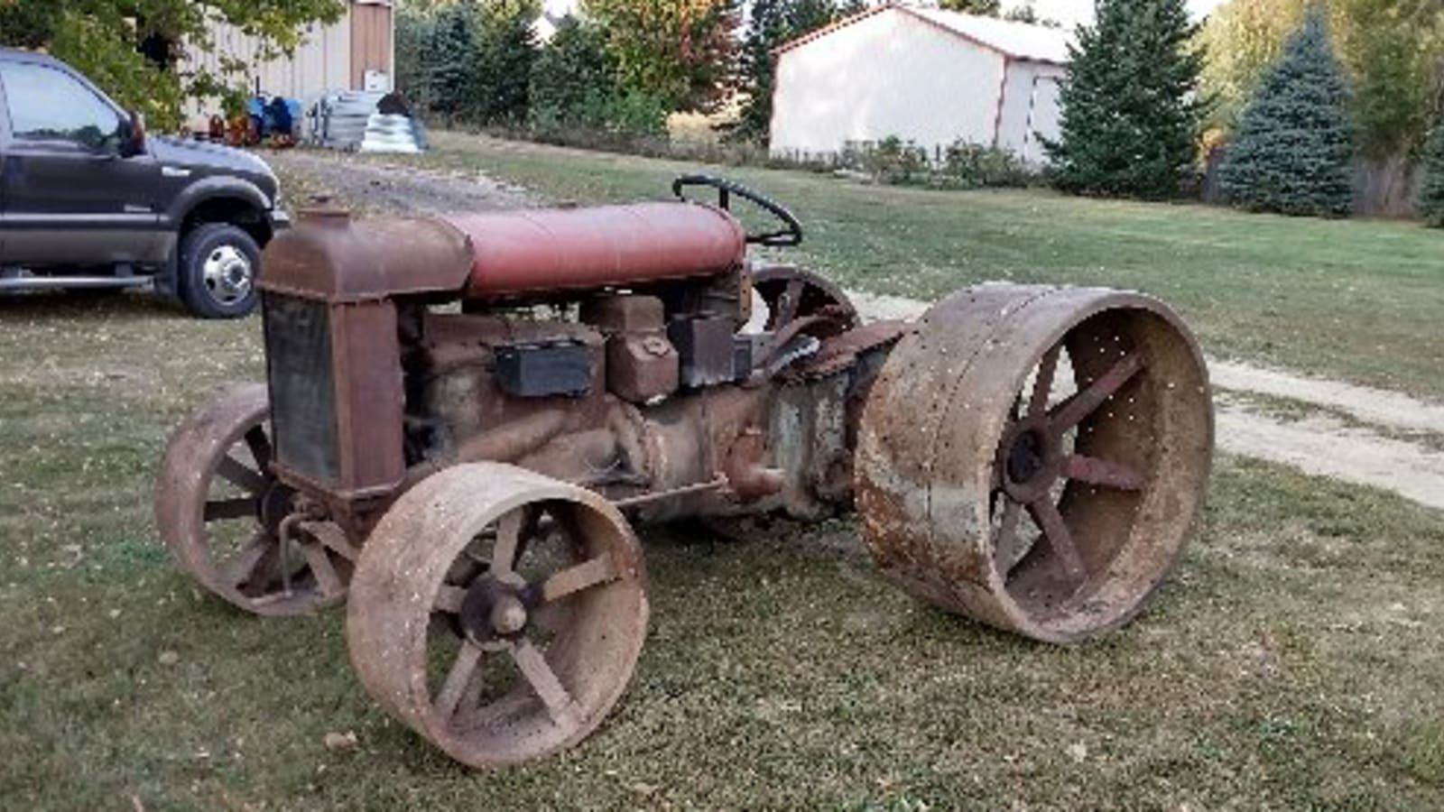 Fordson F at Gone Farmin' Iowa Premier 2017 as S209 - Mecum Auctions