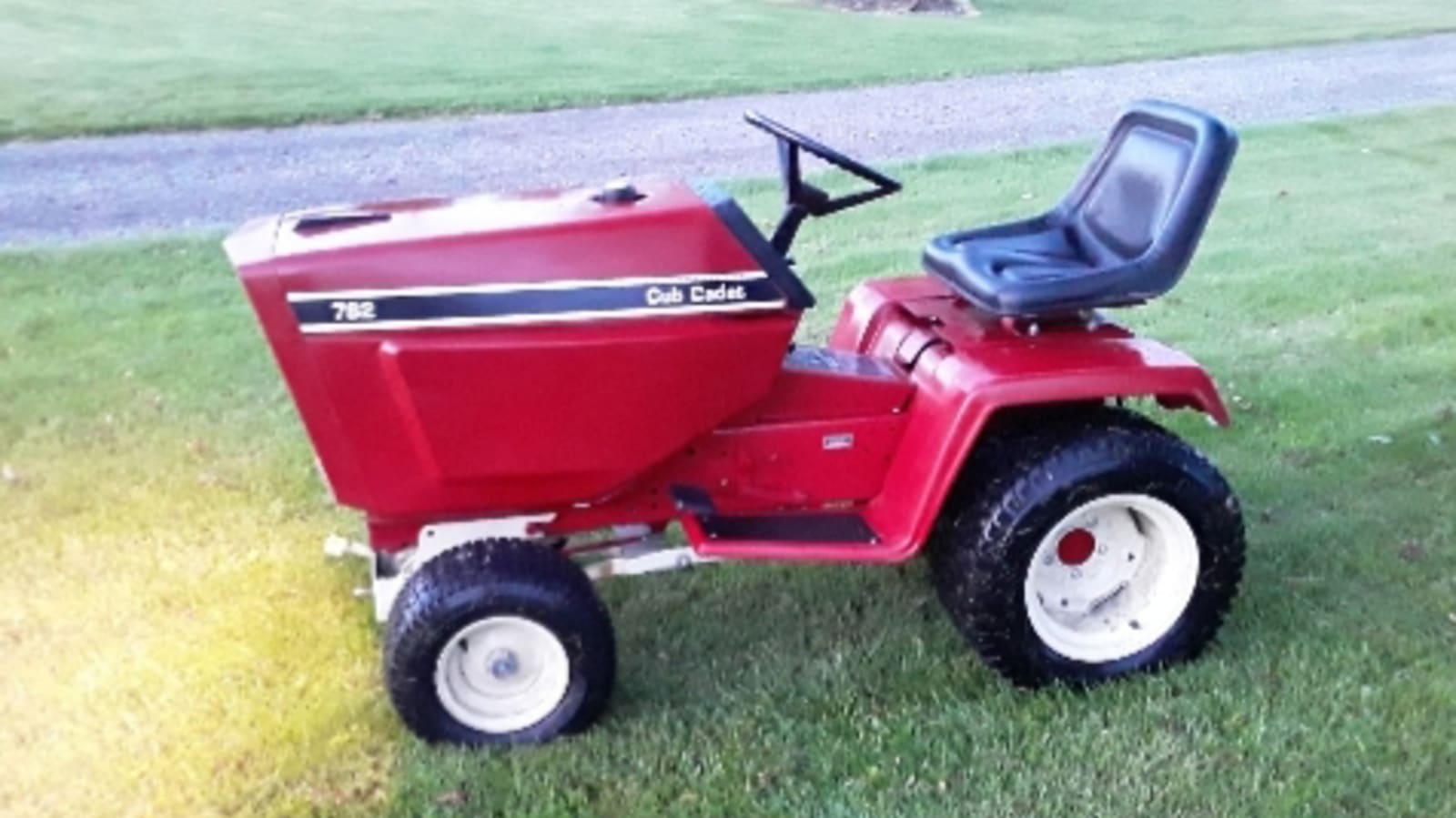 1980 IH 782 Cub Cadet at Gone Farmin' Fall Premier 2020 as F194 - Mecum ...