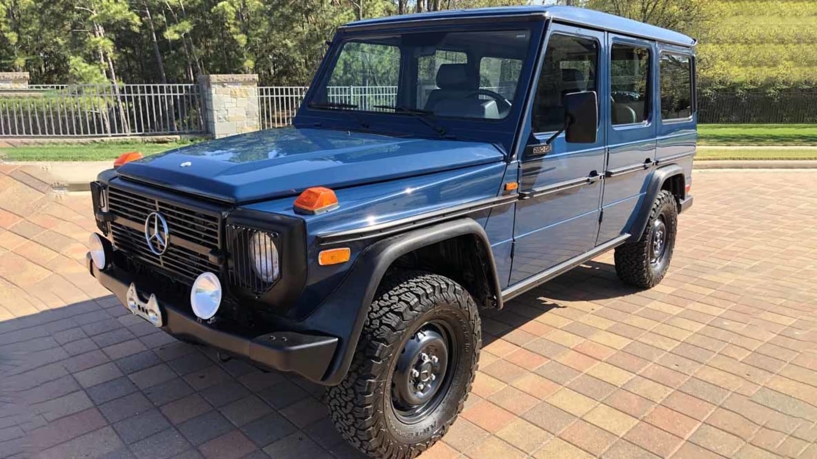 1986 Mercedes-Benz G280 at Houston 2021 as S136.1 - Mecum Auctions