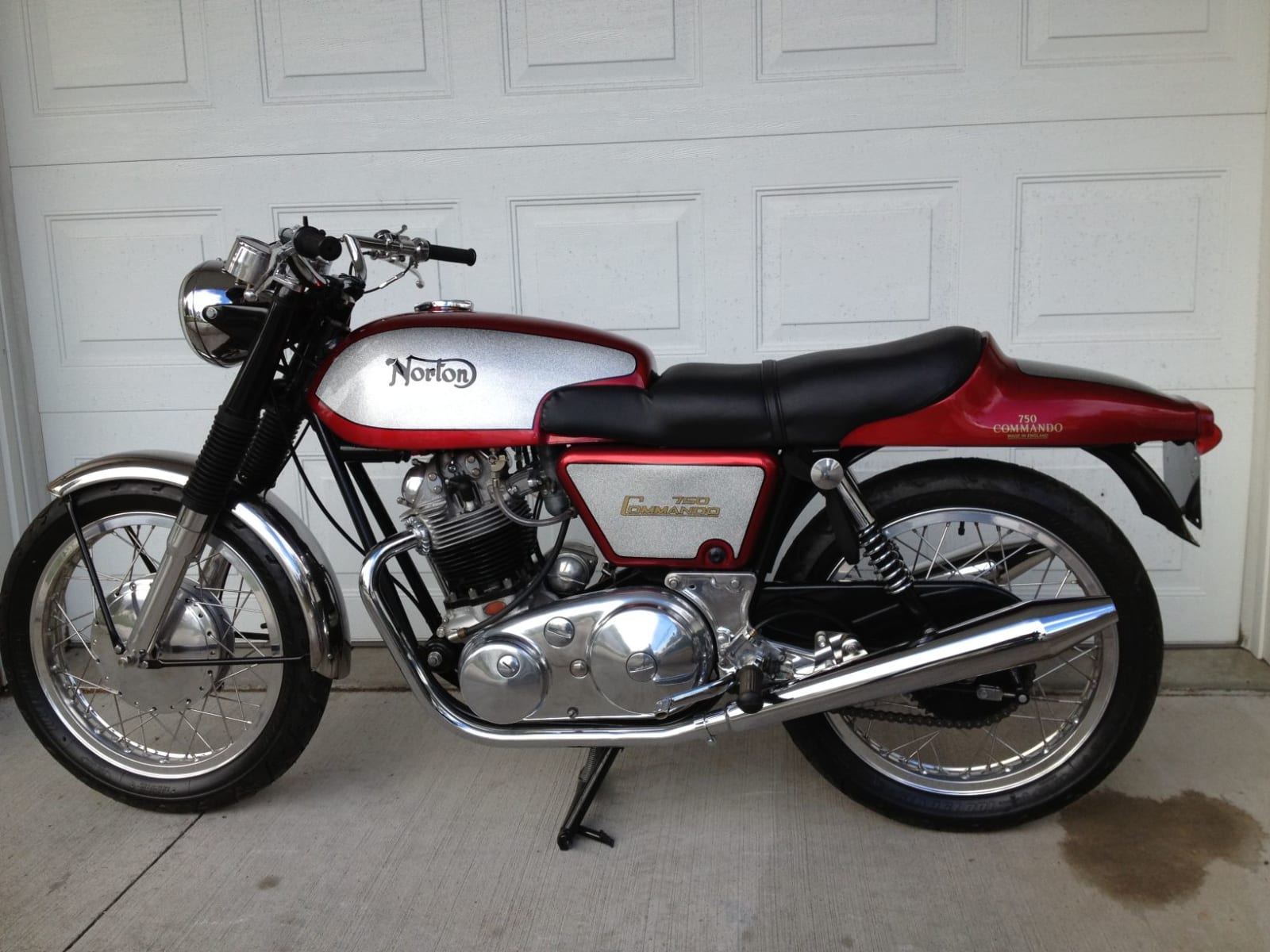 1968 Norton Commando Fastback at Las Vegas Motorcycles 2014 as F231 - Mecum Auctions