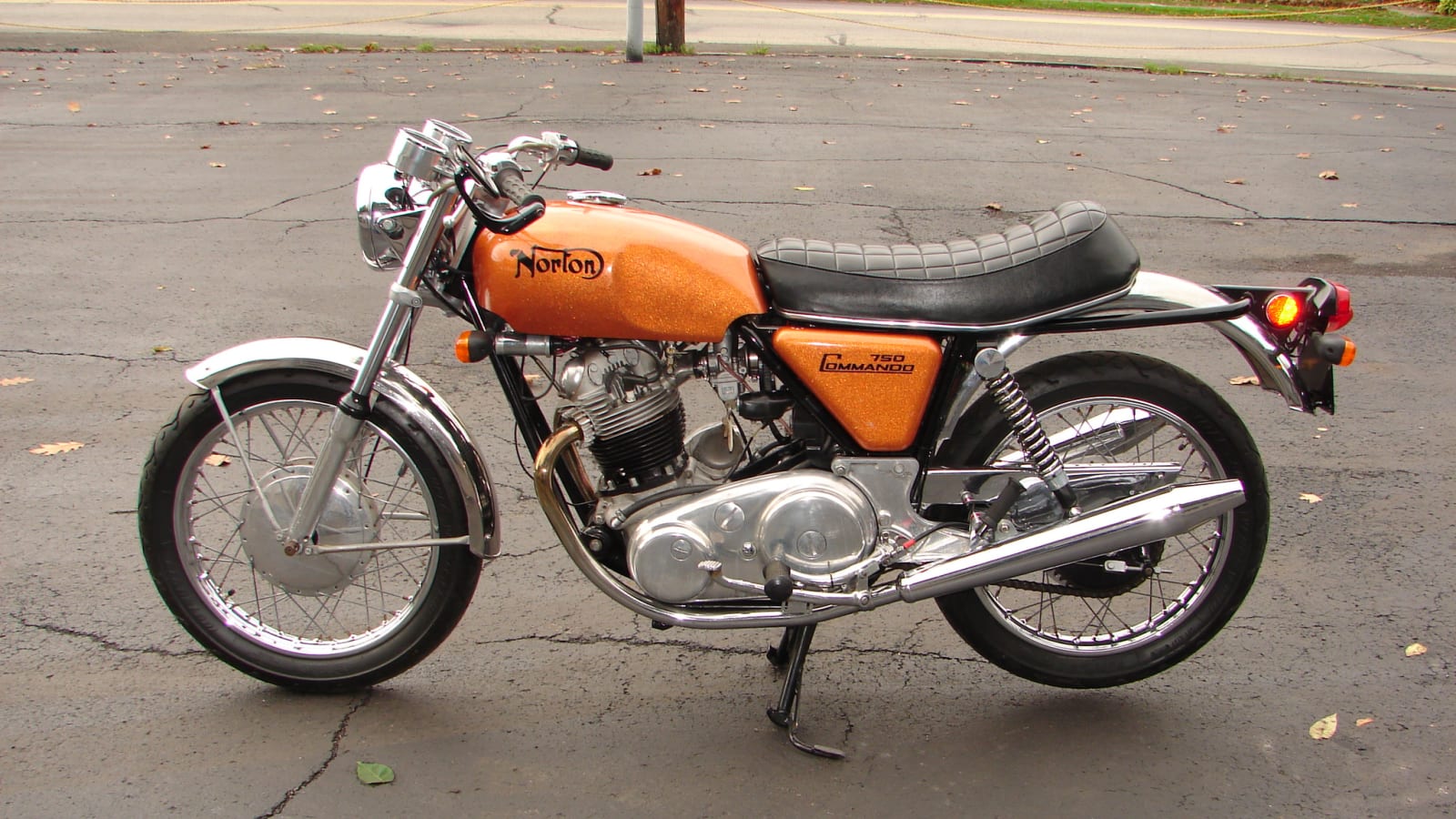 1971 Norton Commando Roadster at Las Vegas Motorcycles 2015 as S182 ...