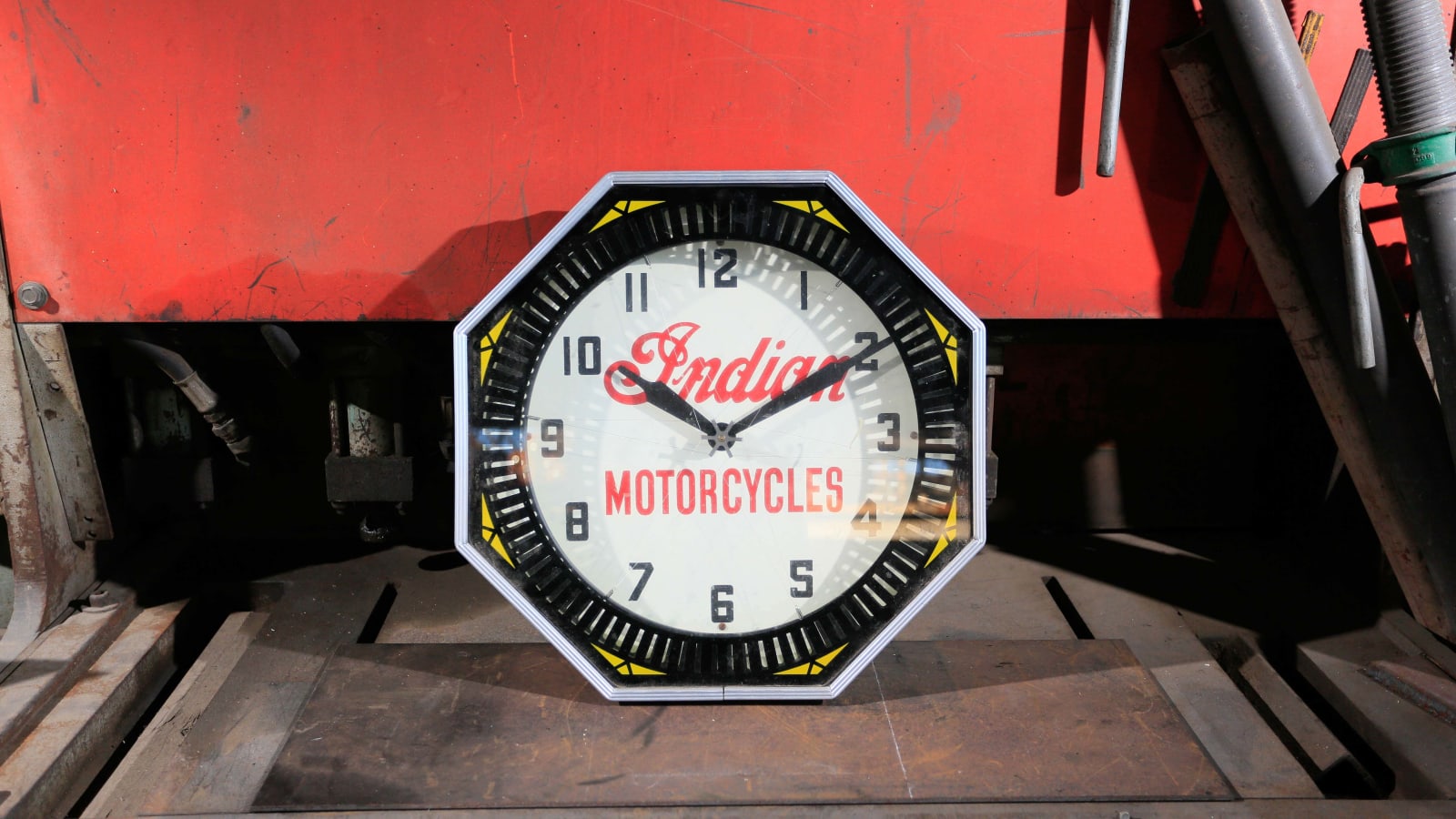 Indian Motorcycle Clock 18x18x6 at Las Vegas Motorcycles 2019 as B13 ...