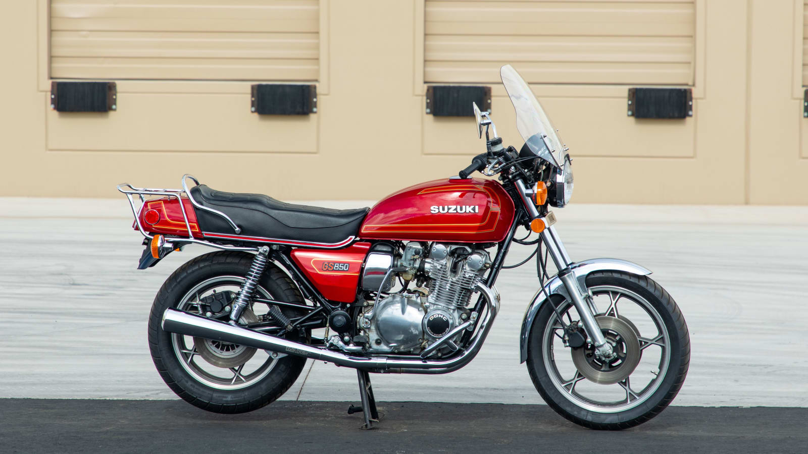 1979 Suzuki GS850 at Las Vegas Motorcycles 2021 as W186 - Mecum Auctions
