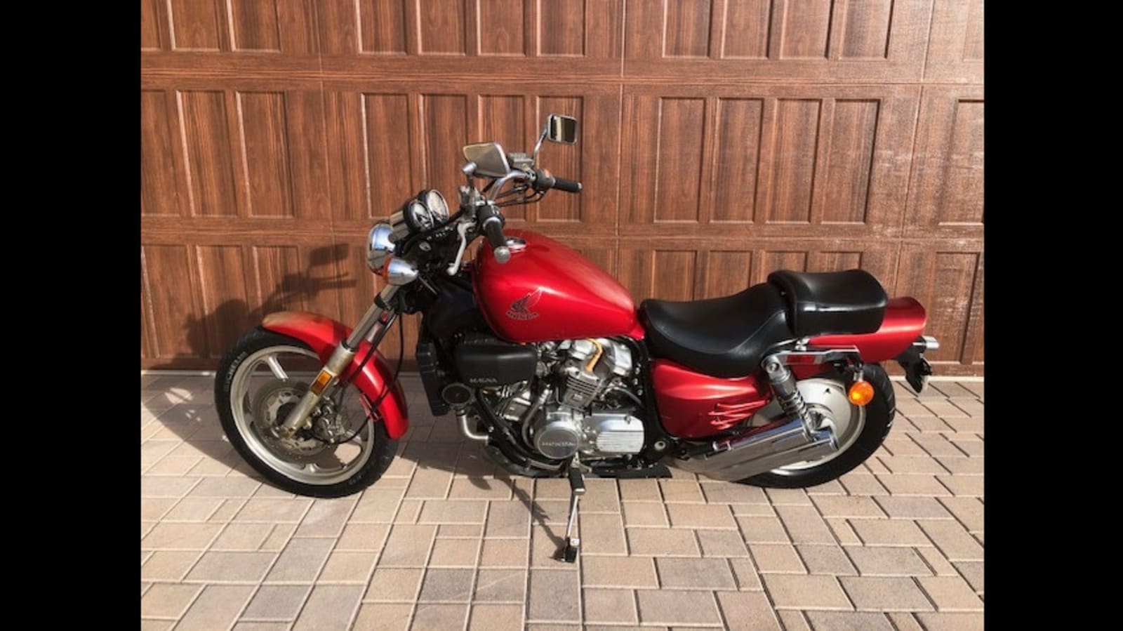 1987 Honda Vf700c at Las Vegas Motorcycles 2021 as W284 - Mecum Auctions