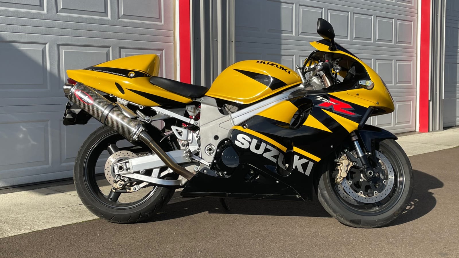 2003 Suzuki TL1000R at Las Vegas Motorcycles 2022 as T312 - Mecum Auctions