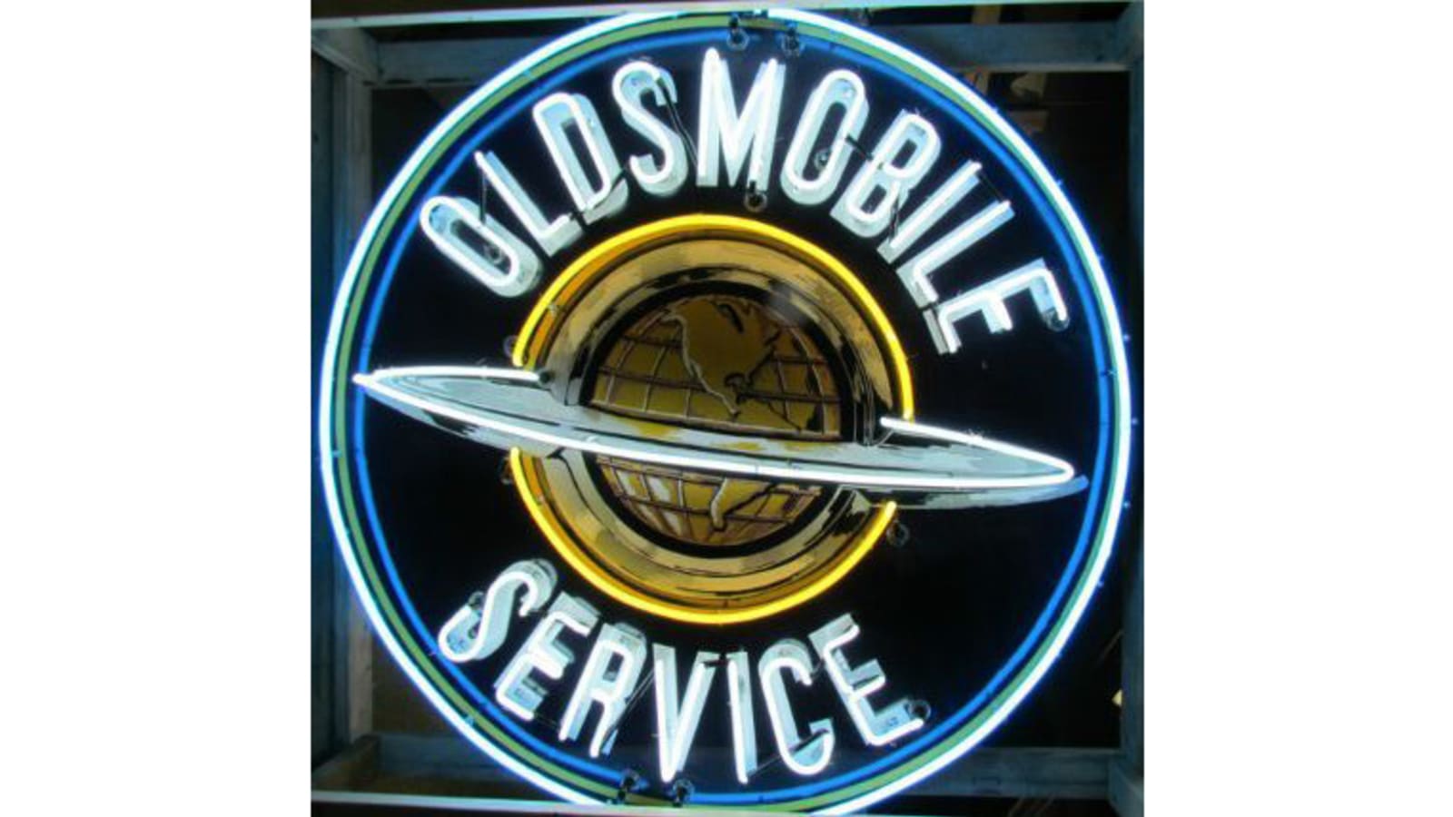 Oldsmobile Service Neon Sign SSPN 60x60 at Harrisburg 2015 as K66 ...