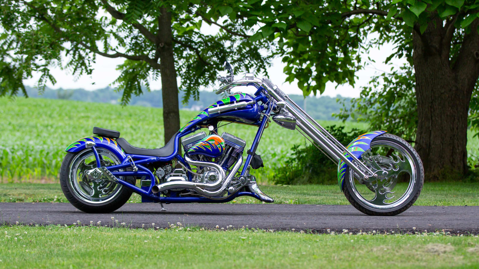 2005 Bourget 330 Python At Harrisburg 2019 As T65 Mecum Auctions