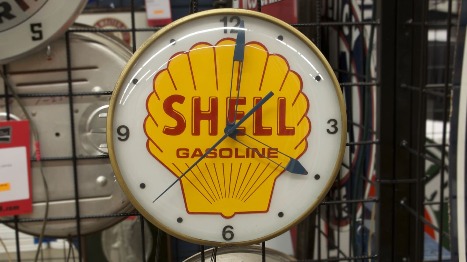 Shell Pam Clock 15x15 15x15 at The Road Art Auction 2015 as F249.1 ...