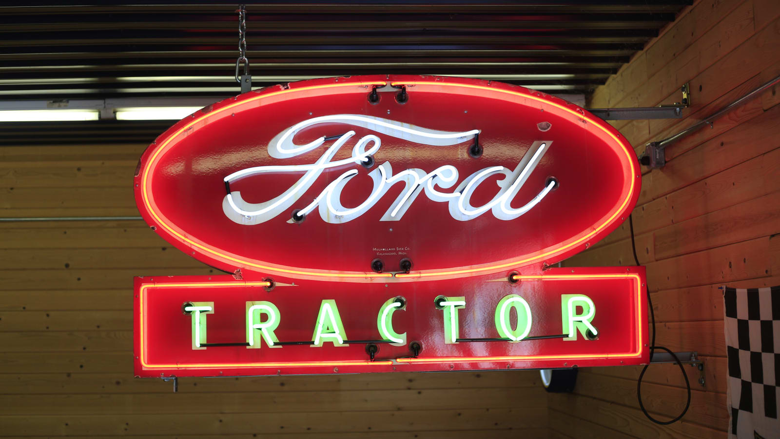Ford Tractor DSPN, Original 81x46 at Harrisburg Road Art 2018 as K43 ... Ford Tractor DSPN, Original 81x46 at Harrisburg Road Art 2018 as K43 ...
