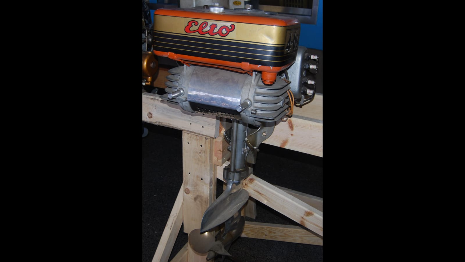 Evinrude 460 Racing Outboard Boat Motor at Indy Road Art 2018 as J307 ...