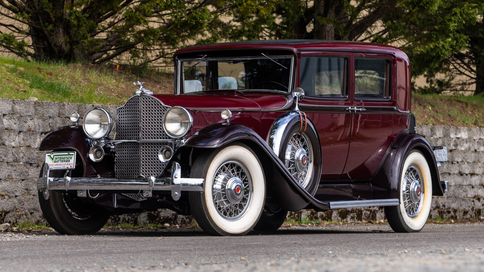 1933 Packard Eight Sedan at Indy 2022 as K179 - Mecum Auctions
