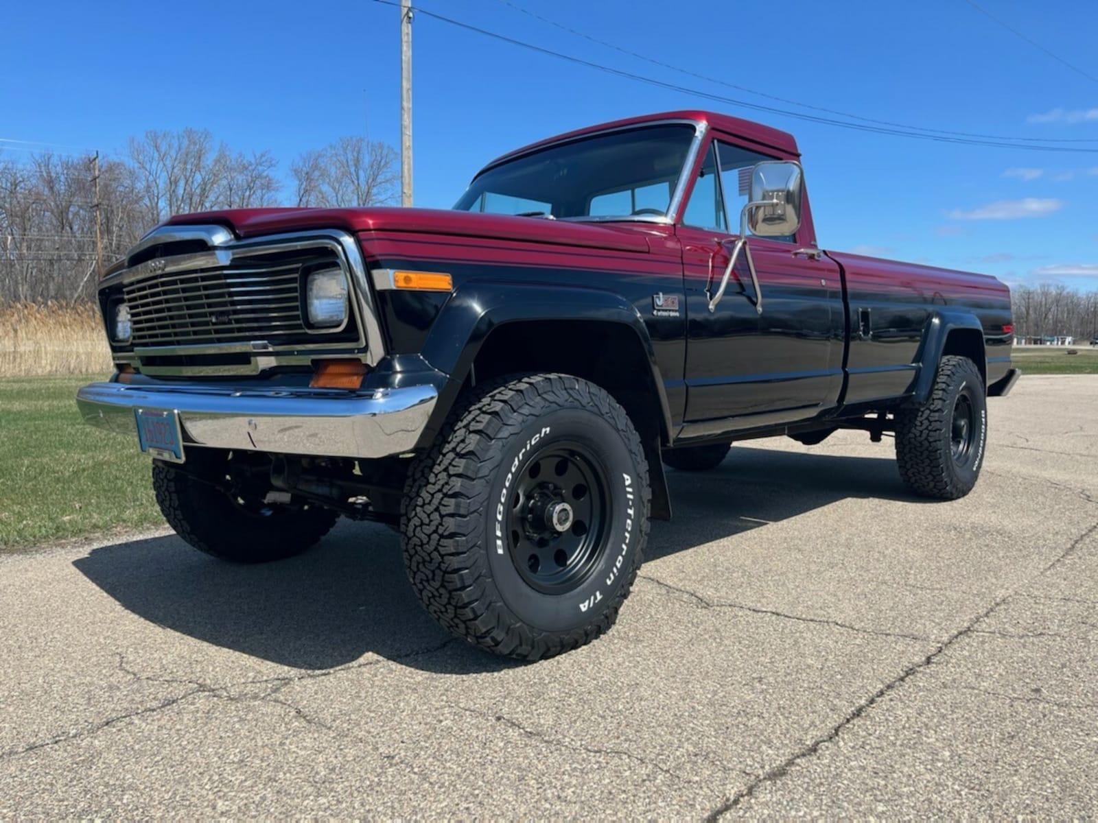 1980 Jeep J20 Pickup at Indy 2022 as L42 - Mecum Auctions