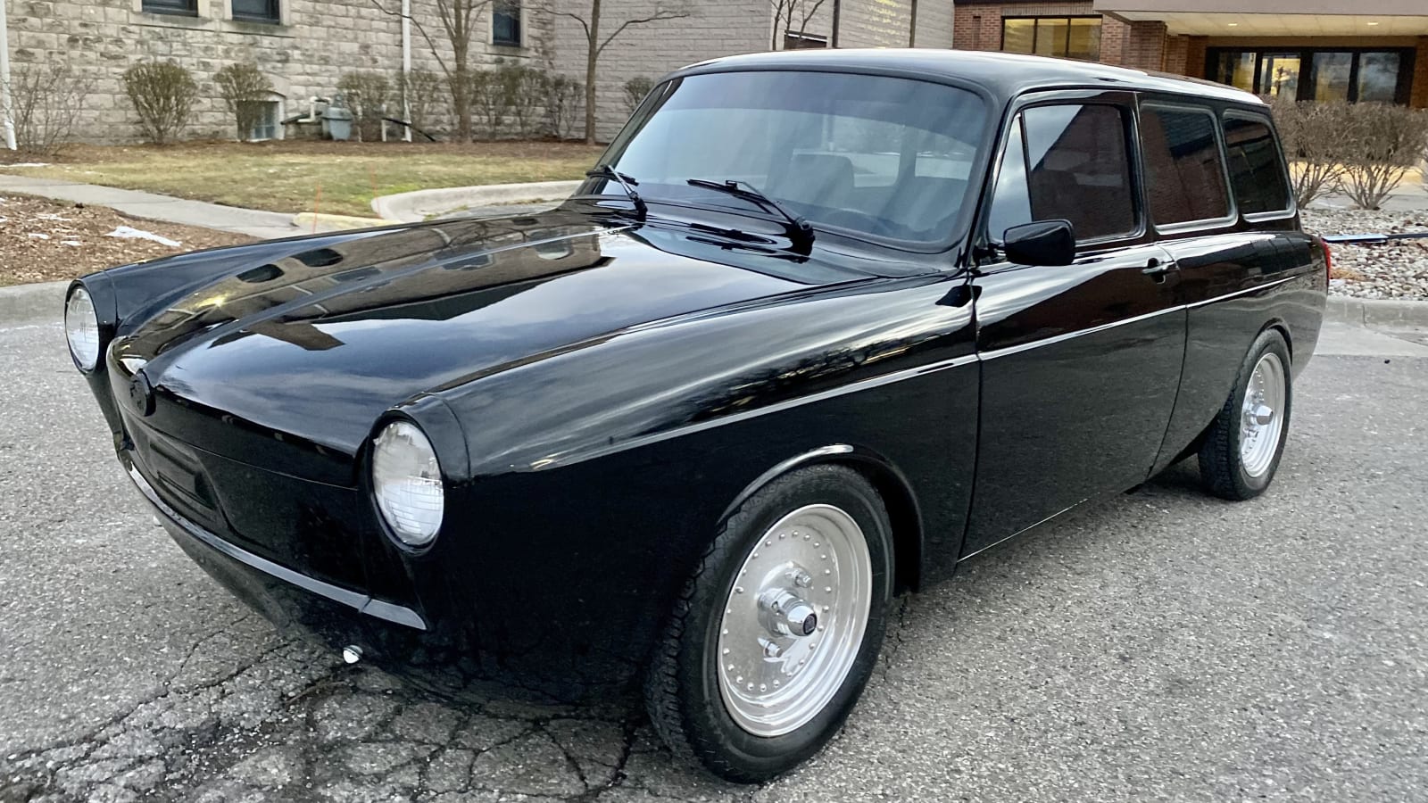1971 Volkswagen Type III Squareback at Indy 2022 as W12 - Mecum Auctions