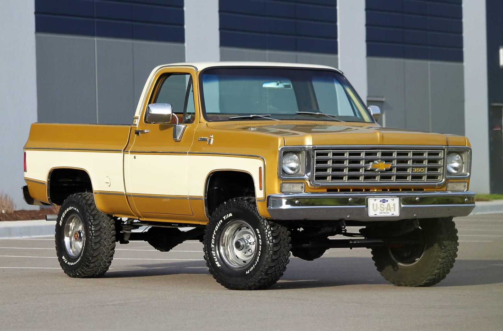 1976 Chevrolet K10 Pickup at Indy 2022 as T158 - Mecum Auctions