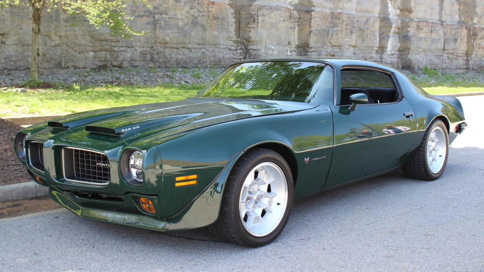 1973 Pontiac Firebird Formula at Indy 2022 as F74 - Mecum Auctions