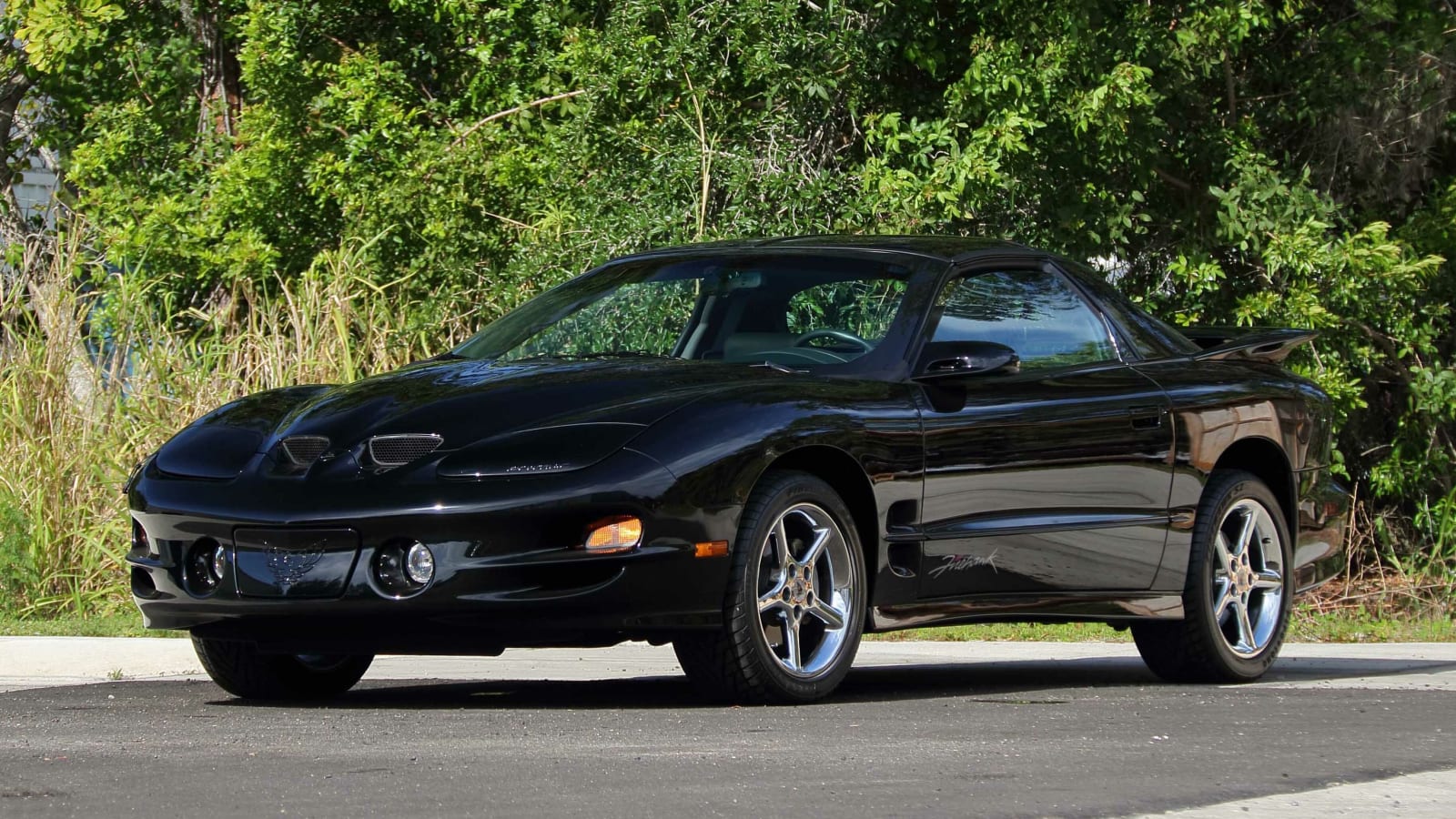 1999 Pontiac Trans Am SLP Firehawk at Indy 2022 as T107.3 - Mecum Auctions