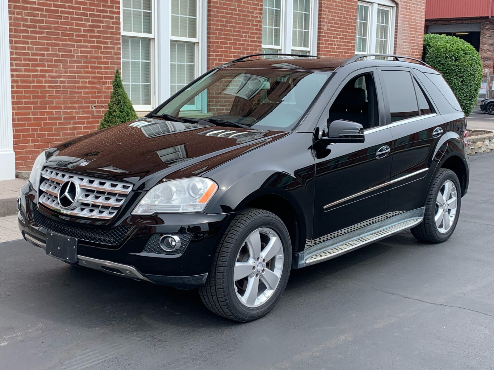 2011 Mercedes-Benz ML350 4Matic at Tulsa 2022 as F81 - Mecum Auctions