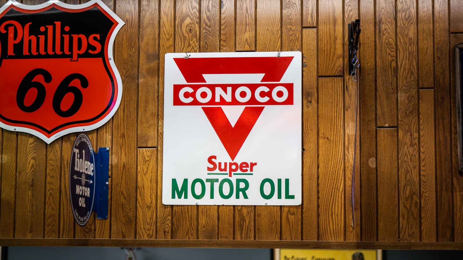 Conoco Double-Sided Porcelain Sign at The World’s Largest Road Art ...