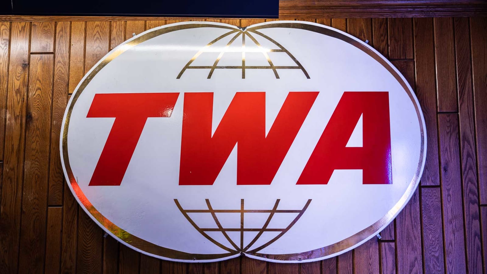 TWA Single-Sided Porcelain Sign at The World’s Largest Road Art Auction ...