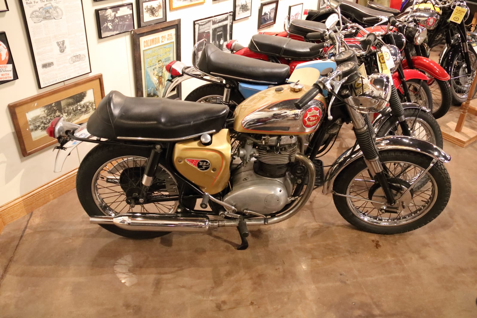 1968 BSA Lightning at From the John Parham Estate Collection 2023 as F22 - Mecum Auctions