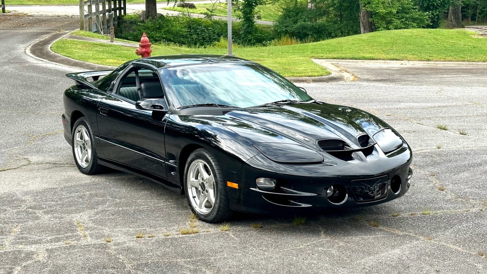 1998 Pontiac Trans Am at Indy 2023 as S30.1 - Mecum Auctions