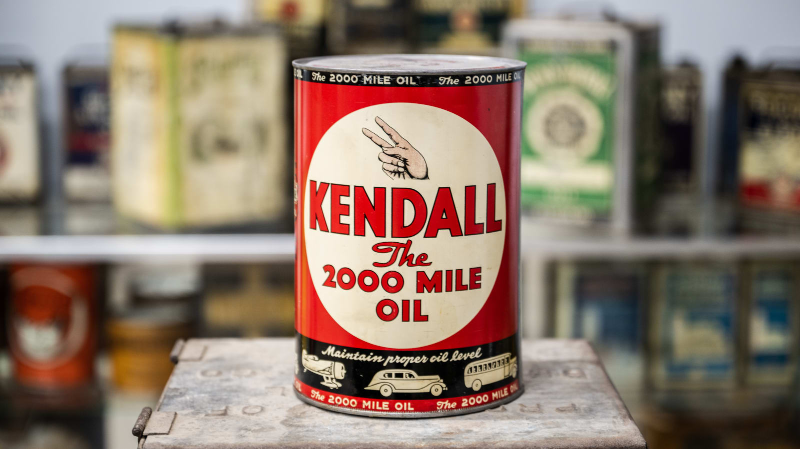 Kendall The 2000 Mile Oil 5-Quart Oil Can at The World’s Largest Road ...