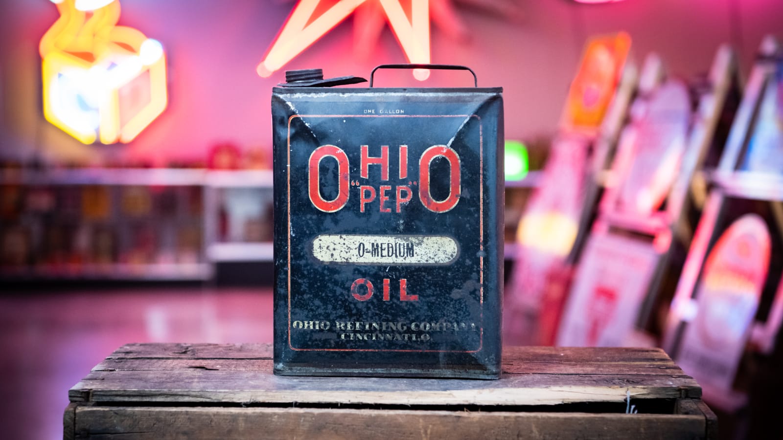 Ohio "Pep" Oil 1-Gallon Oil Can at The World’s Largest Road Art Auction ...