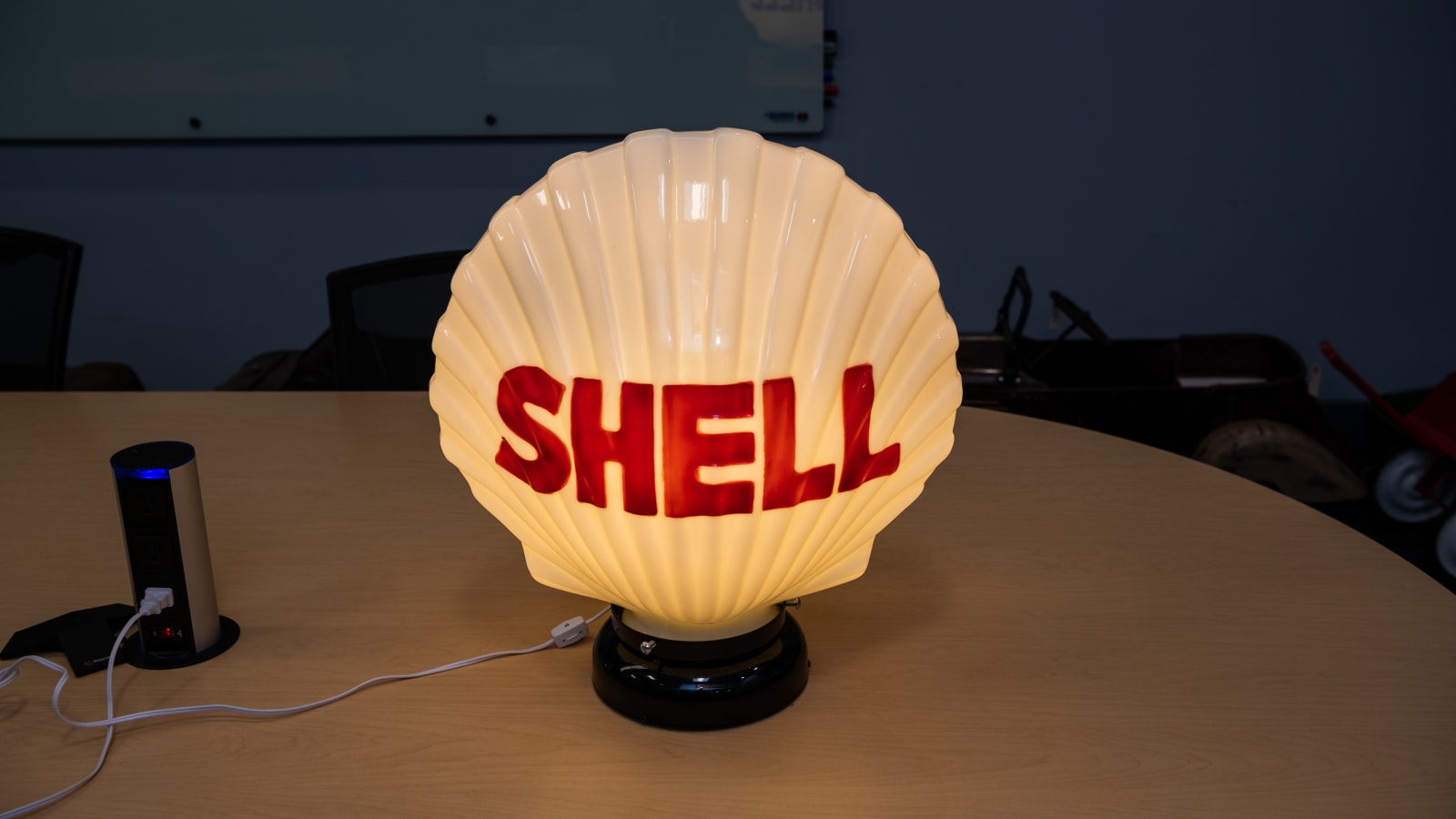 Shell Clamshell Gas Pump Globe at The World’s Largest Road Art Auction ...