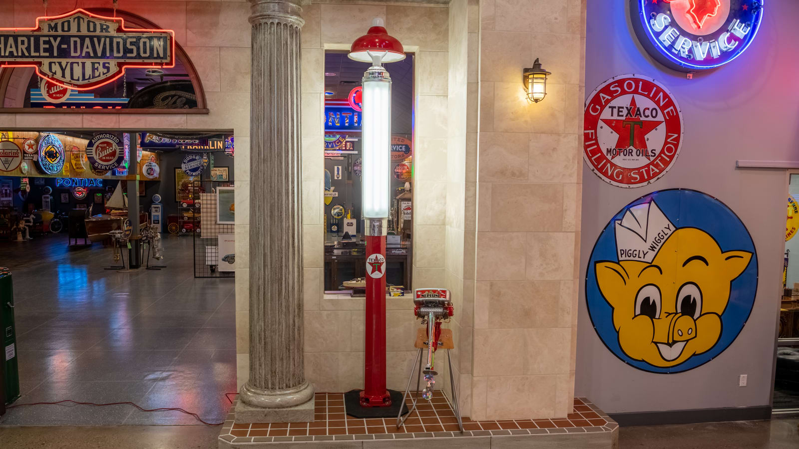 1940s Revere Texaco Porcelain Pylon Gas Station Light at The World’s ...