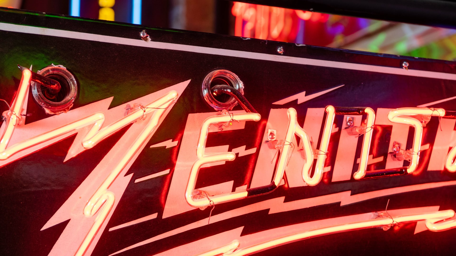 1950s Zenith Radio Double-Sided Porcelain Bullnose Neon Sign at ...