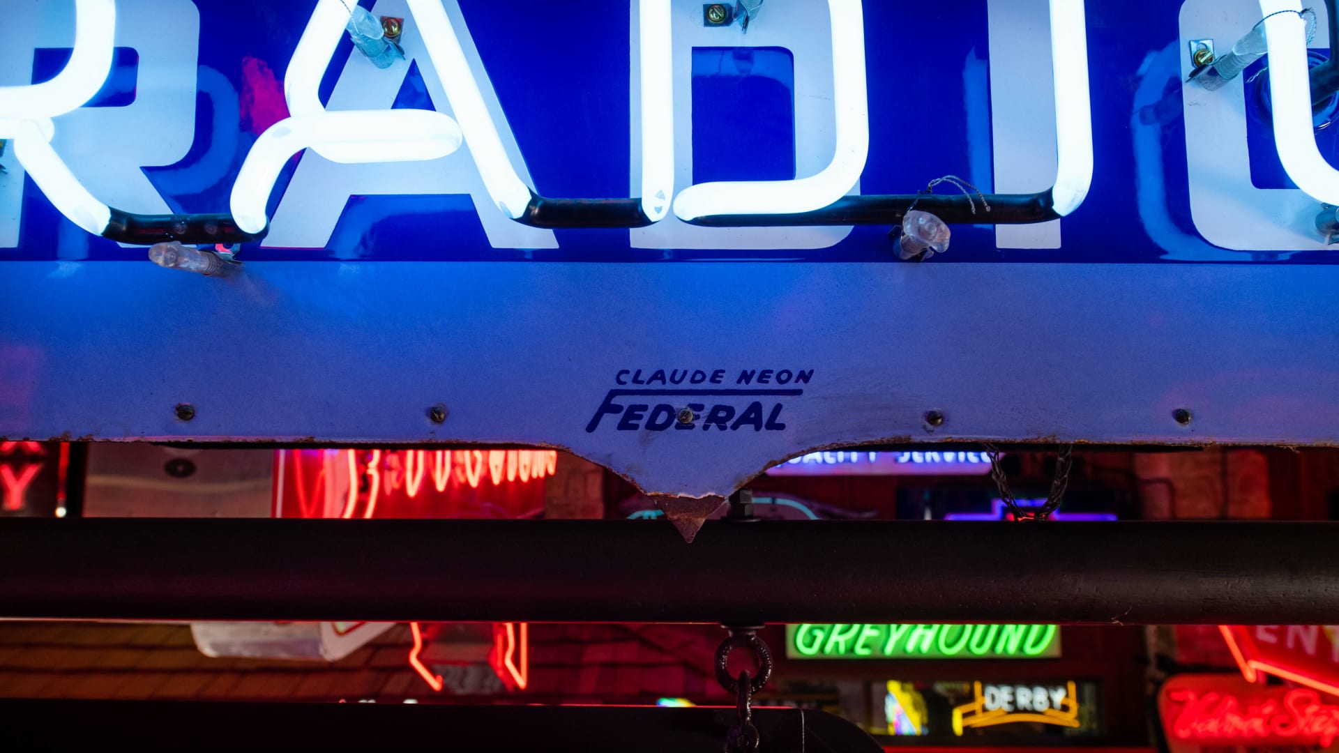 1940s RCA Victor Radio Double-Sided Porcelain Bullnose Neon Sign at ...