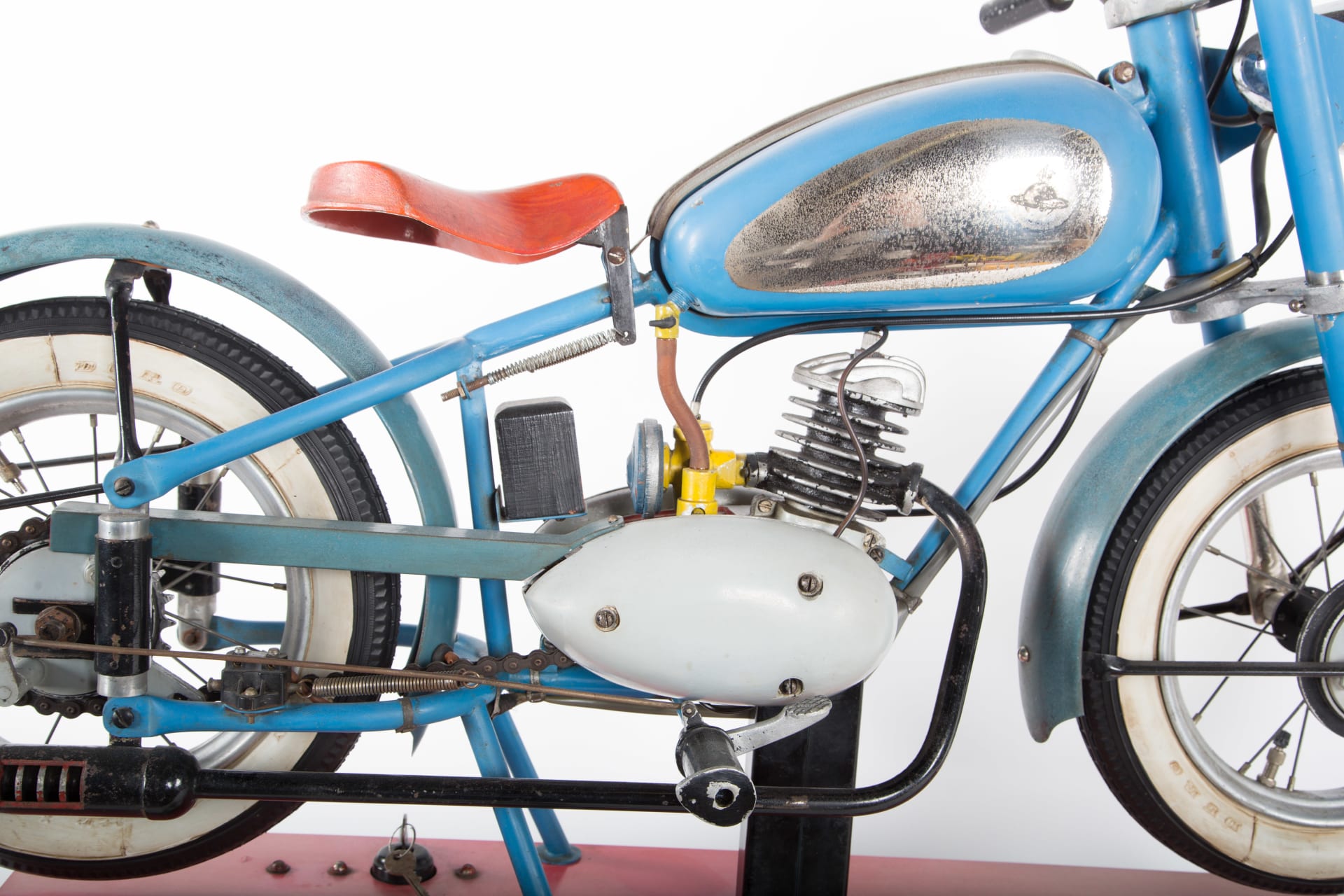 1953 NSU Scale Model at Chicago Motorcycles 2016 as S151 - Mecum Auctions