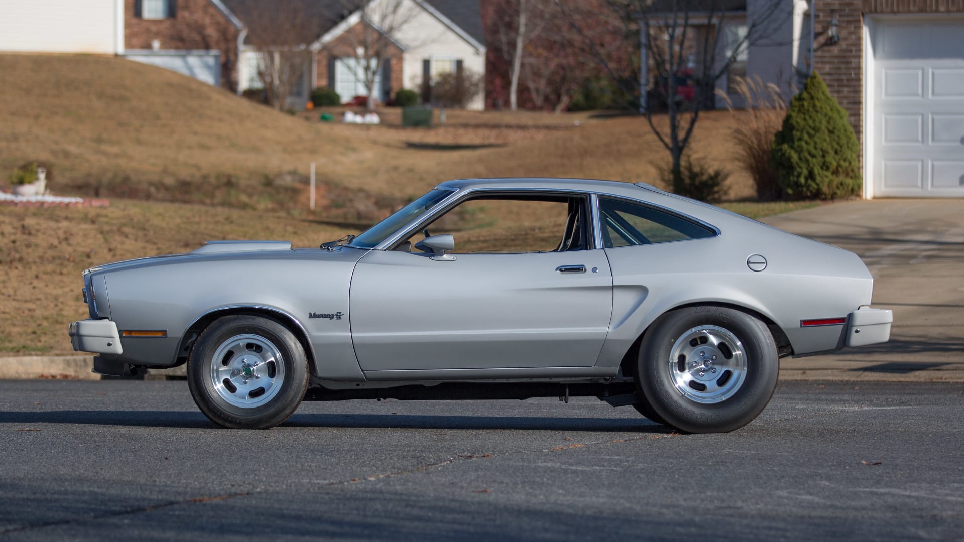 1975 Ford Mustang at Kissimmee 2018 as T79 - Mecum Auctions