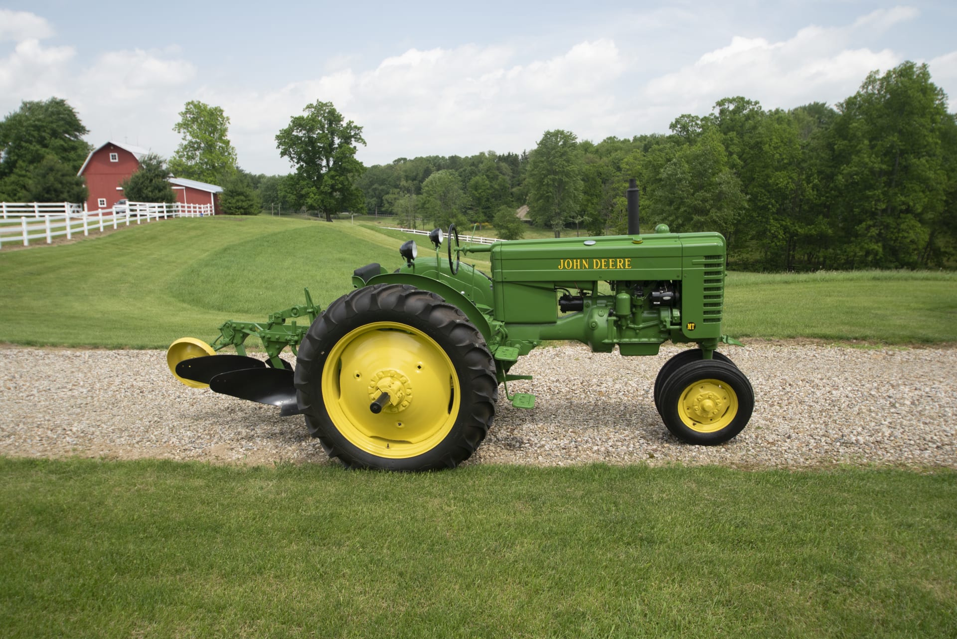 1949 John Deere MT at Gone Farmin' Fall Premier 2019 asF106 - Mecum ...