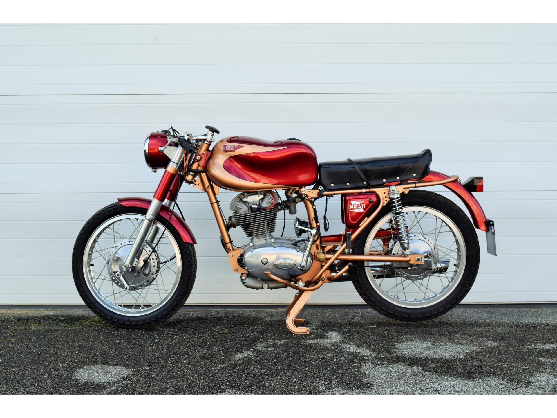 1959 Ducati Elite 200 at Las Vegas Motorcycles 2018 as S16 - Mecum Auctions