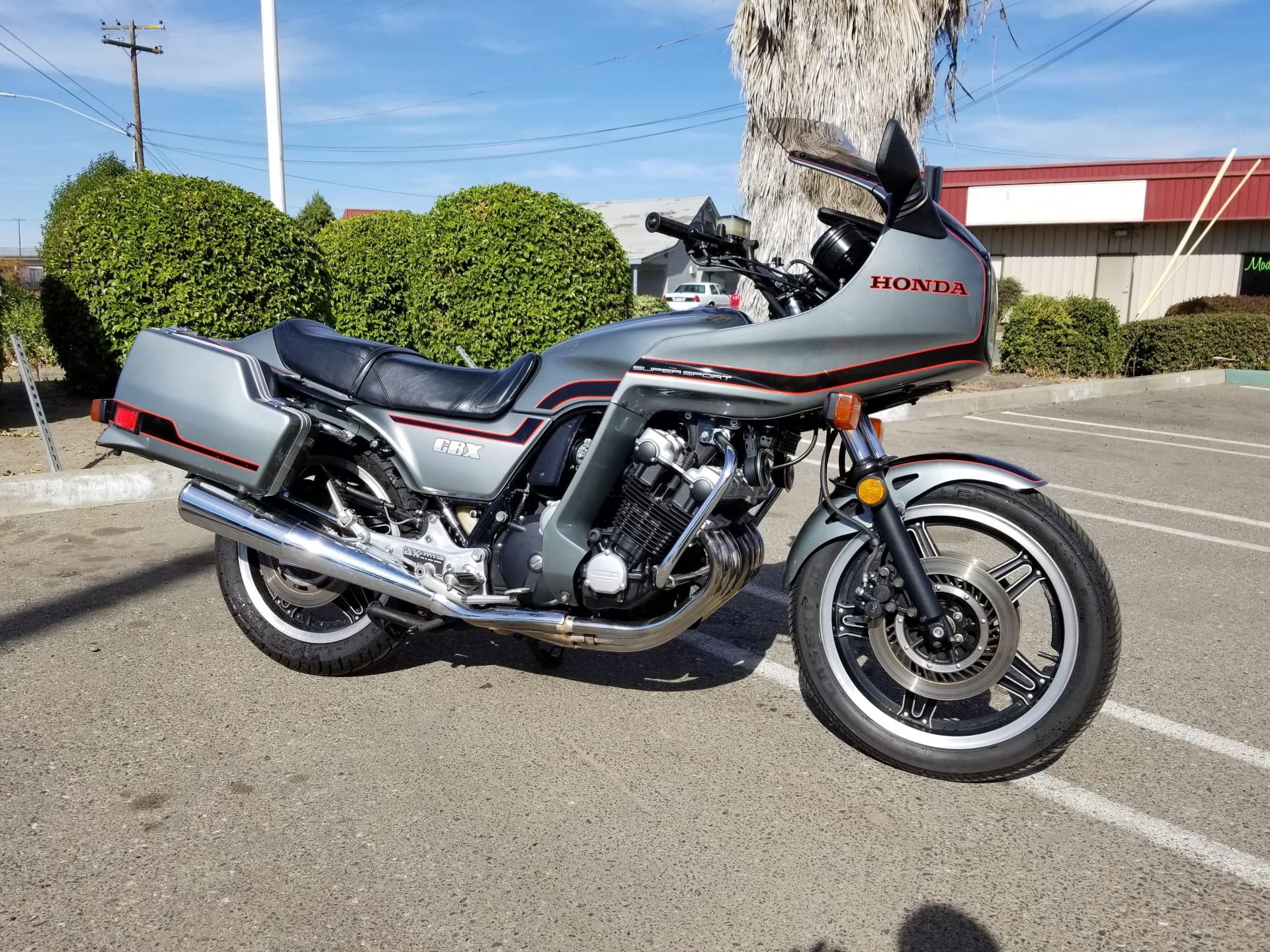 1981 Honda CBX at Las Vegas Motorcycles 2019 as S269 - Mecum Auctions