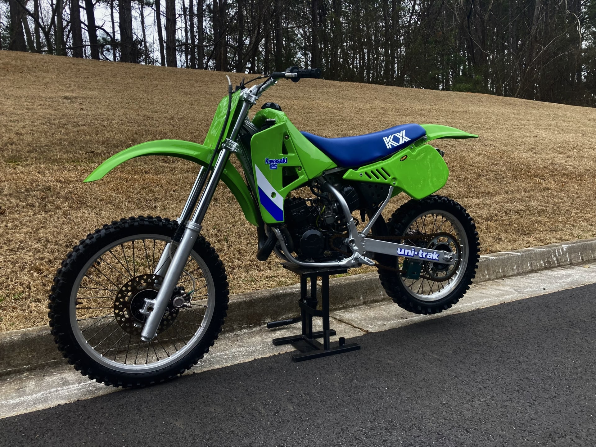 1987 Kawasaki KX125 at Las Vegas Motorcycles 2023 as T255 - Mecum Auctions