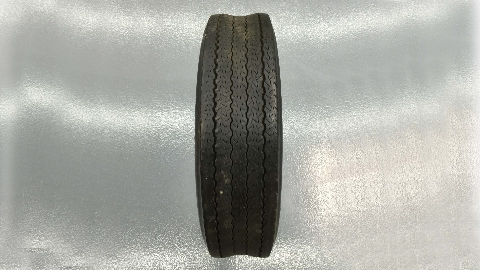 1965 Goodyear / Shelby American Blue Dot Tire For 427 Cobra at Indy ...