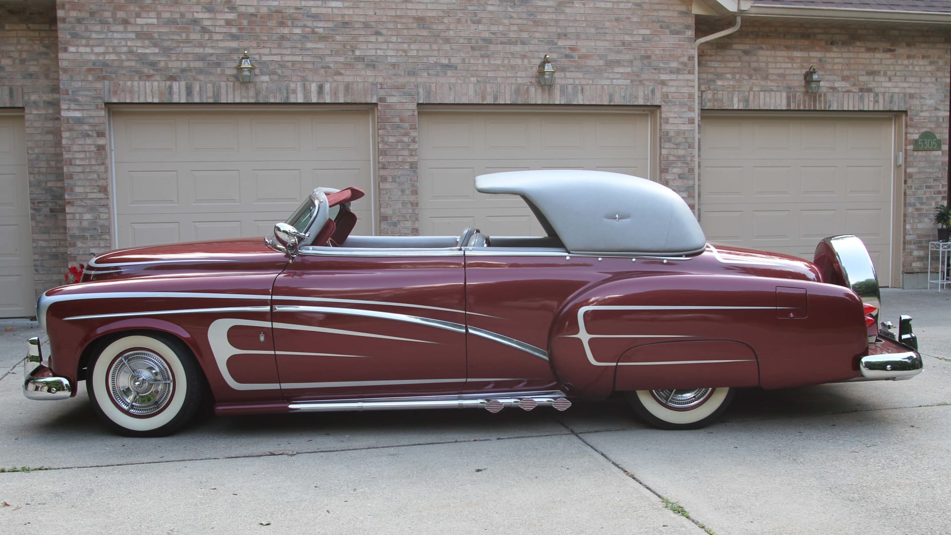 1951 Chevrolet Convertible at Indy 2019 as S259 - Mecum Auctions