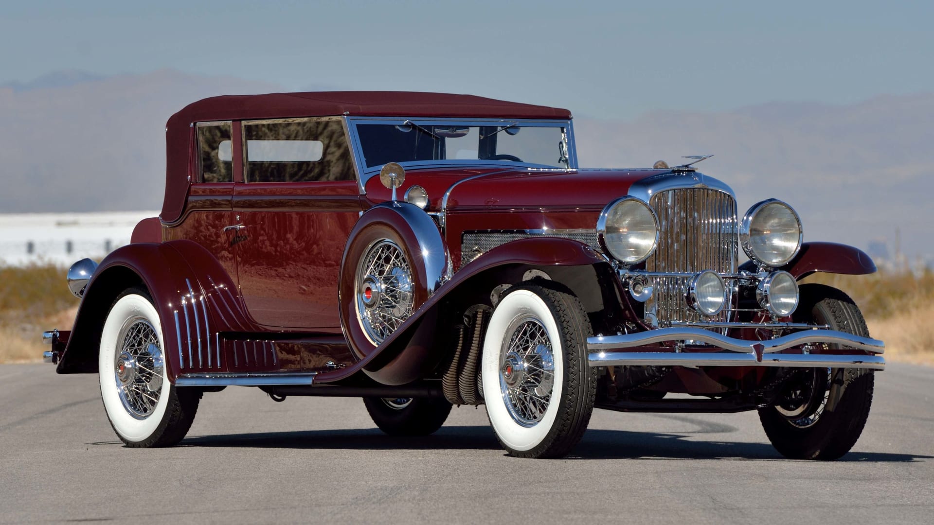 1930 Duesenberg Model SJ Rollston Convertible Victoria at Indy 2021 as ...