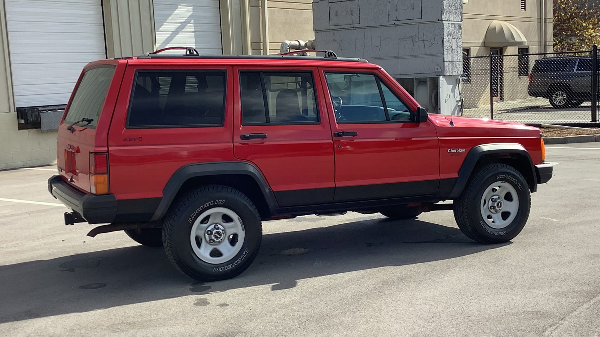 1996 Jeep Cherokee Sport at Indy 2023 as W25 - Mecum Auctions