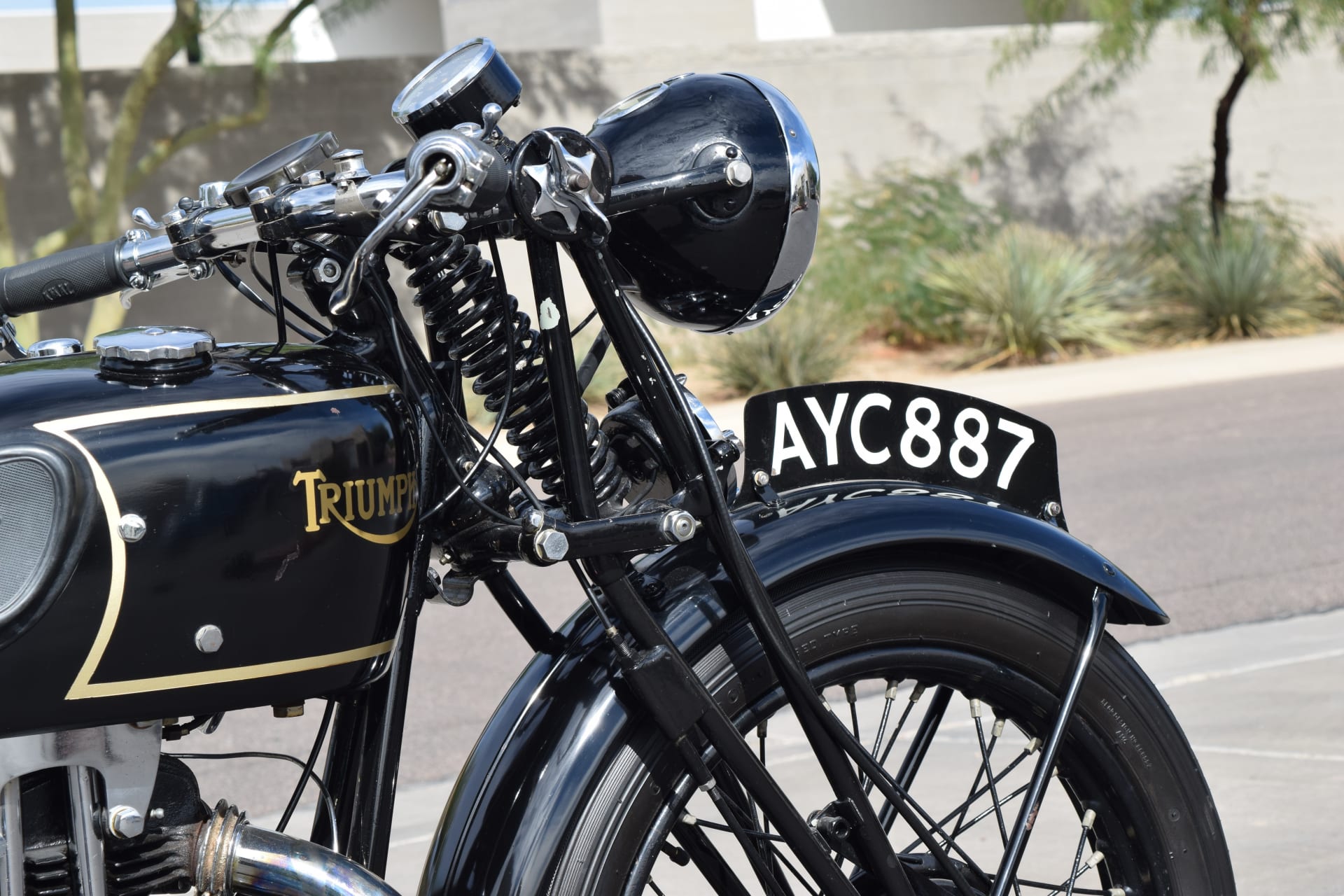 1935 Triumph 2/1 at Phoenix 2019 as T125 - Mecum Auctions
