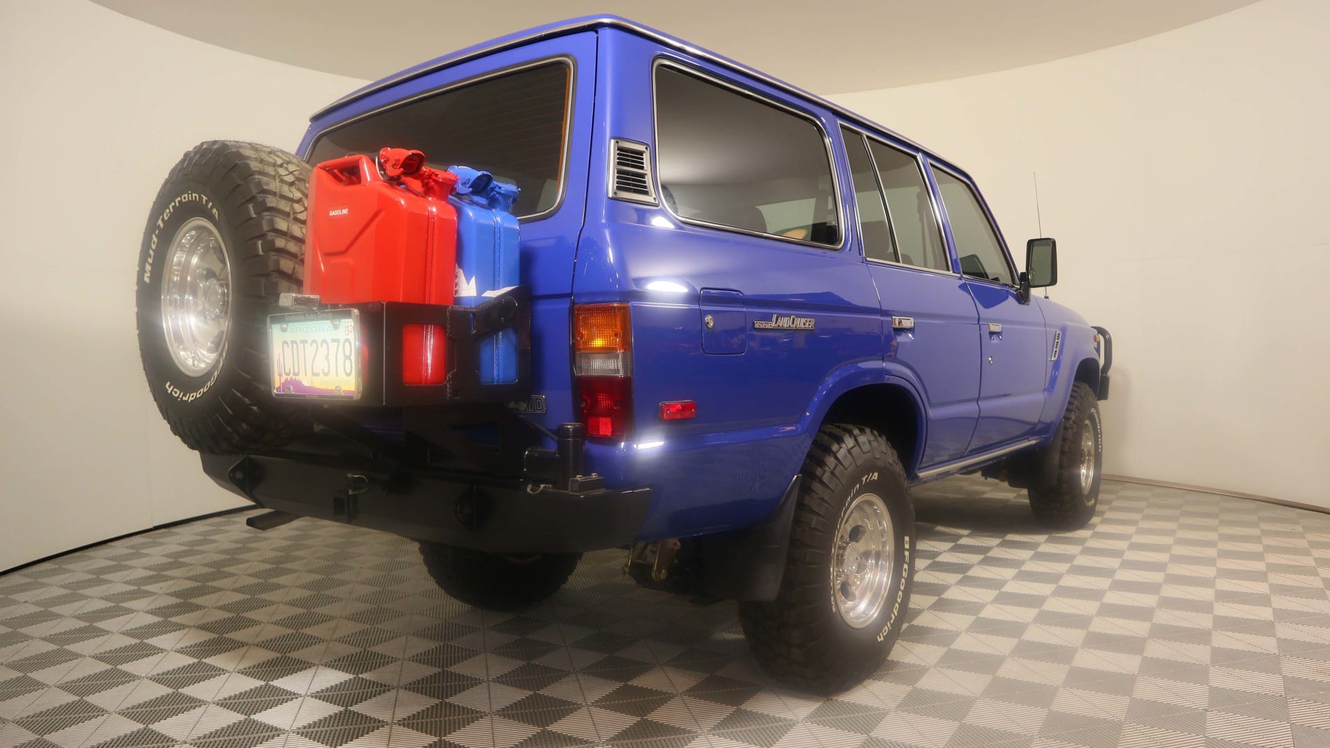 1988 Toyota FJ-82 Land Cruiser at Phoenix 2019 as S203 - Mecum Auctions