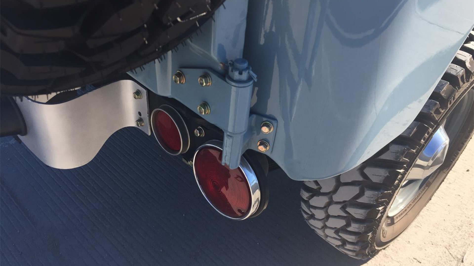 1970 Toyota FJ-40 Land Cruiser at Glendale 2021 as F71.1 - Mecum Auctions